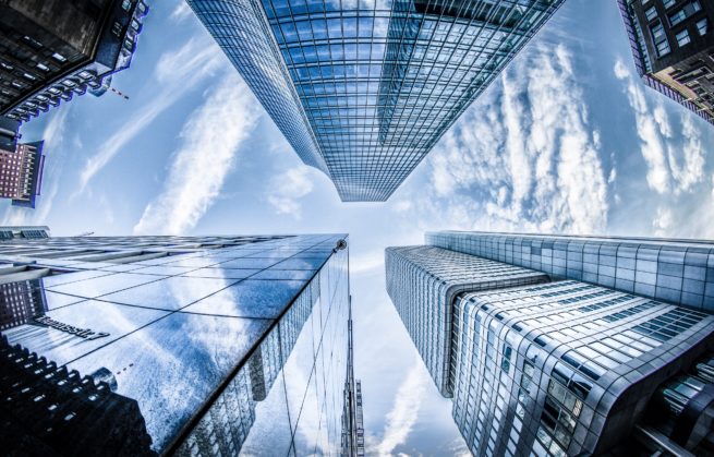 DE LA MODERNITÉ À LA POST-MODERNITÉ, UN RETOURNEMENT | Tareq Oubrou